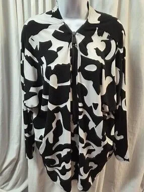 Alfani | Tops | Alfani Black And White Printed Top | Poshmark